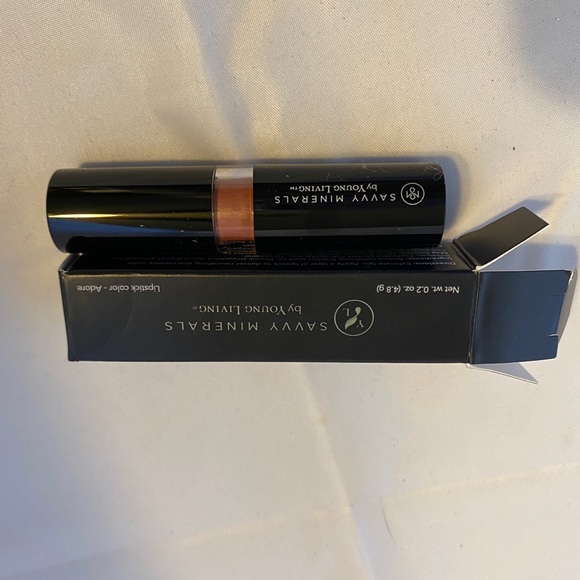 Young Living | Makeup | Savvy Minerals By Young Living Lipstick ...